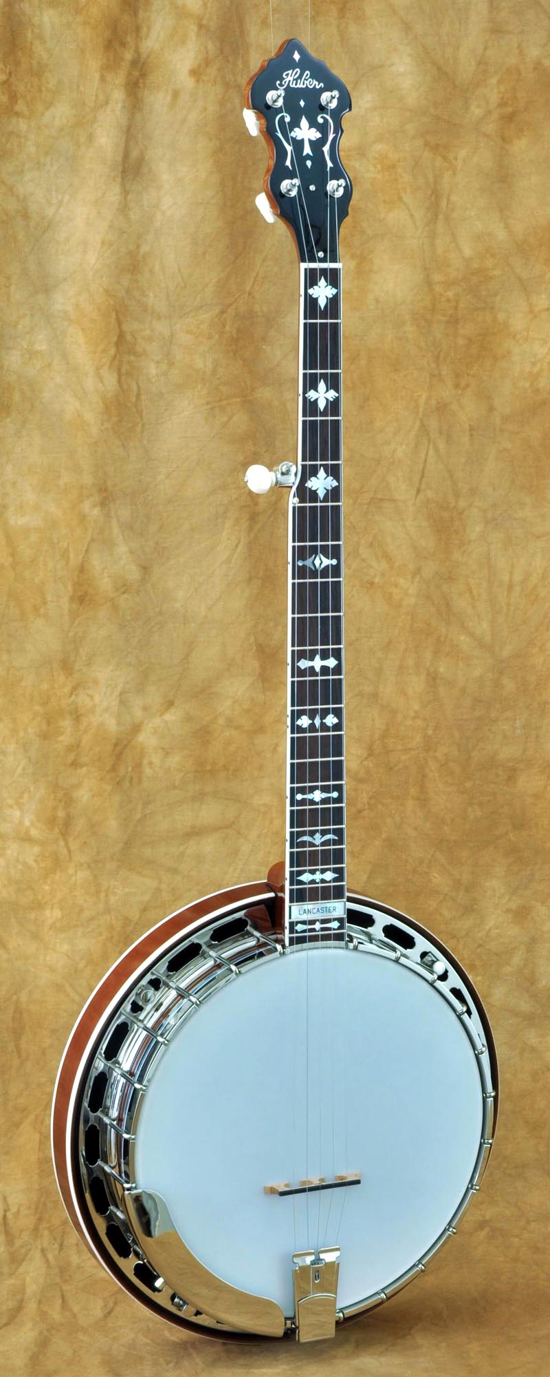 PRODUCT PIC FINAL - Huber Banjos